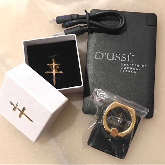D’USSE | Jewelry | New Dusse Pin Set | Poshmark